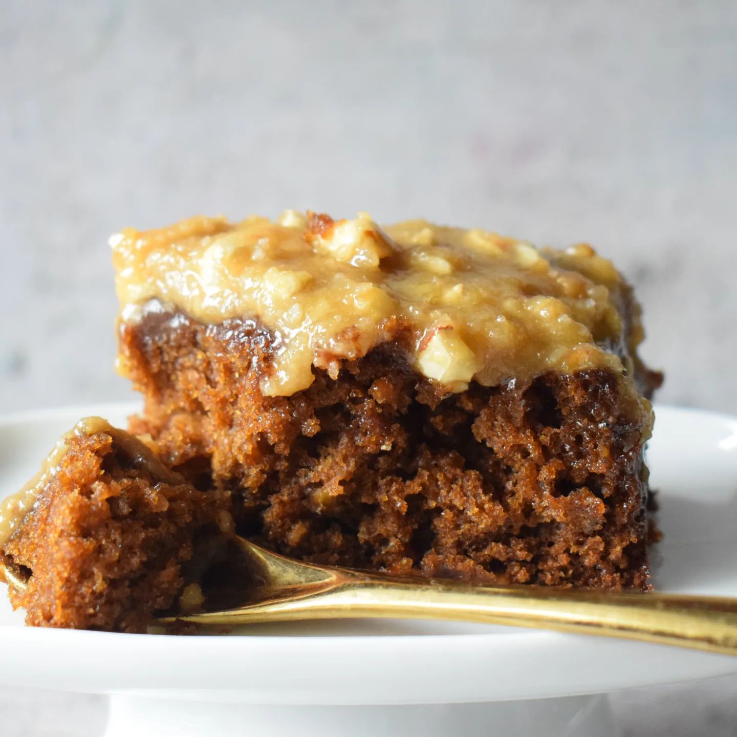 Easy and Simple Semolina Cake - Baking with Rona